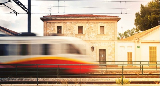 Tren, metro y buses del TIB serán gratuitos este viernes